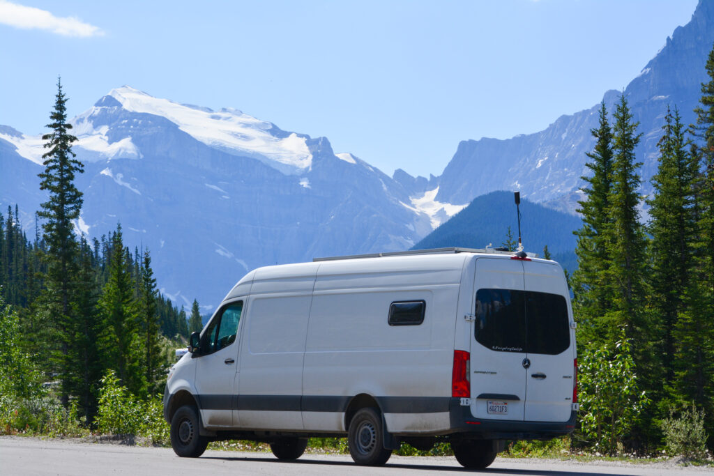 Jasper National Park Guide – Adventures of Bryan & Caleigh